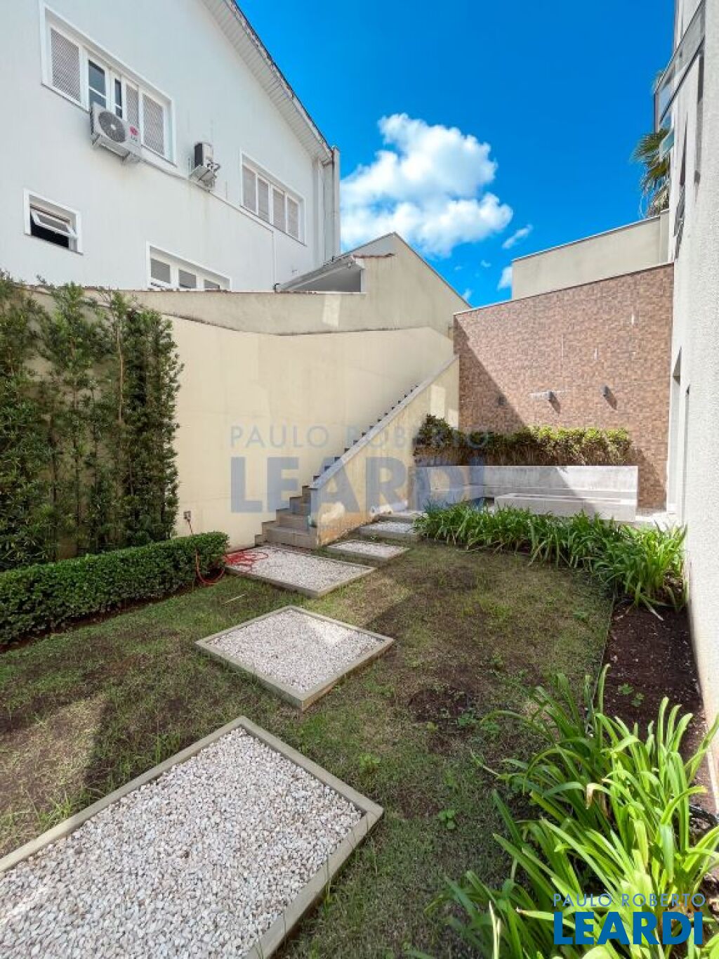 Casa Em Condomínio à Venda em Alphaville 2, Barueri, SP - Paulo Roberto ...