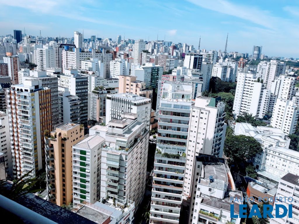 Cobertura à Venda em Higienópolis, São Paulo, SP - Paulo Roberto Leardi